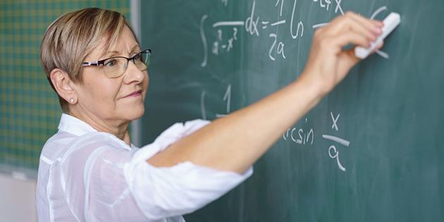 "A Professor’s Report Card: End of Semester Self-Assessment as New ...