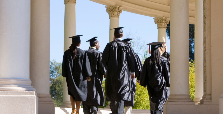 Traditional Degrees Versus Certifications: Advising and Guiding Service ...