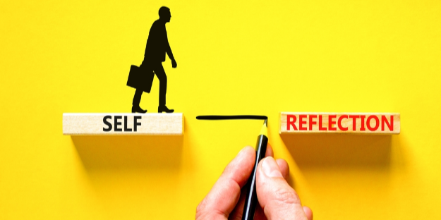 "10 Questions for Self-Reflection as We Begin the New Year" - HigherEdJobs